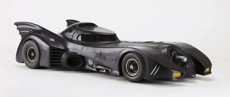 Zack Snyder reveals sneak peek at the new Batmobile from the Justice ...