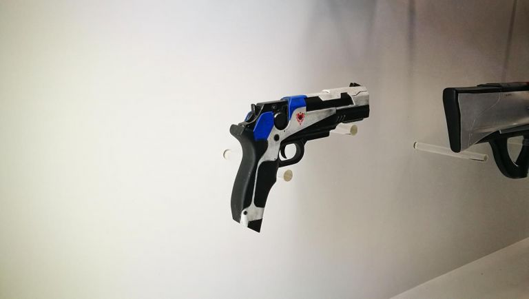 The guns of Destiny 2 look amazing in real life