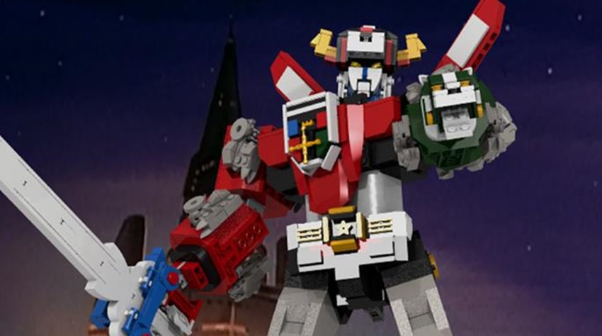 LEGO’s next big set is an old school Voltron: Defender Of The Universe kit