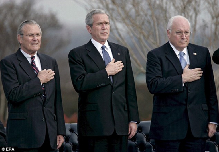 Wow! Check out Christian Bale and Amy Adams' insane transformation for ...