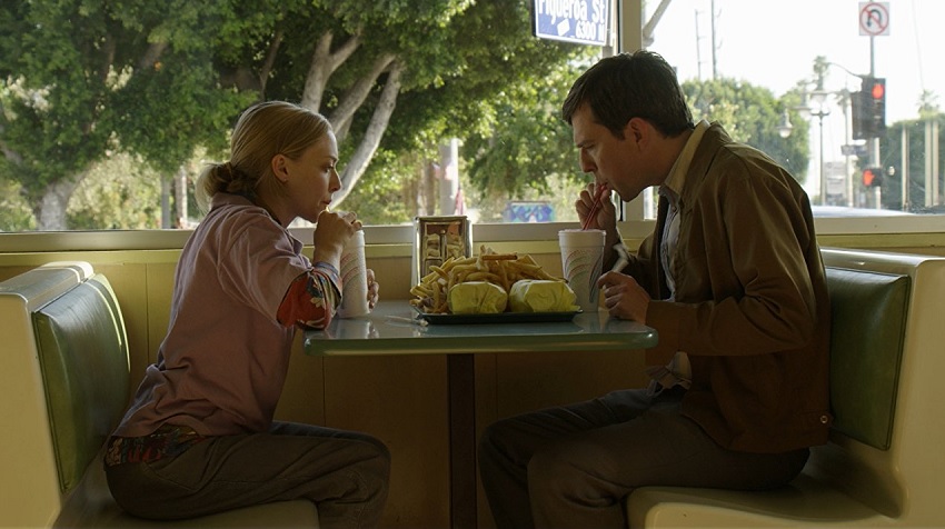 Ed Helms and Amanda Seyfried star in the light rom-com The Clapper