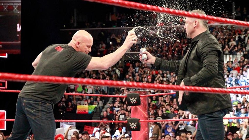 WWE RAW Results 22 January – 25 years of RAW is war