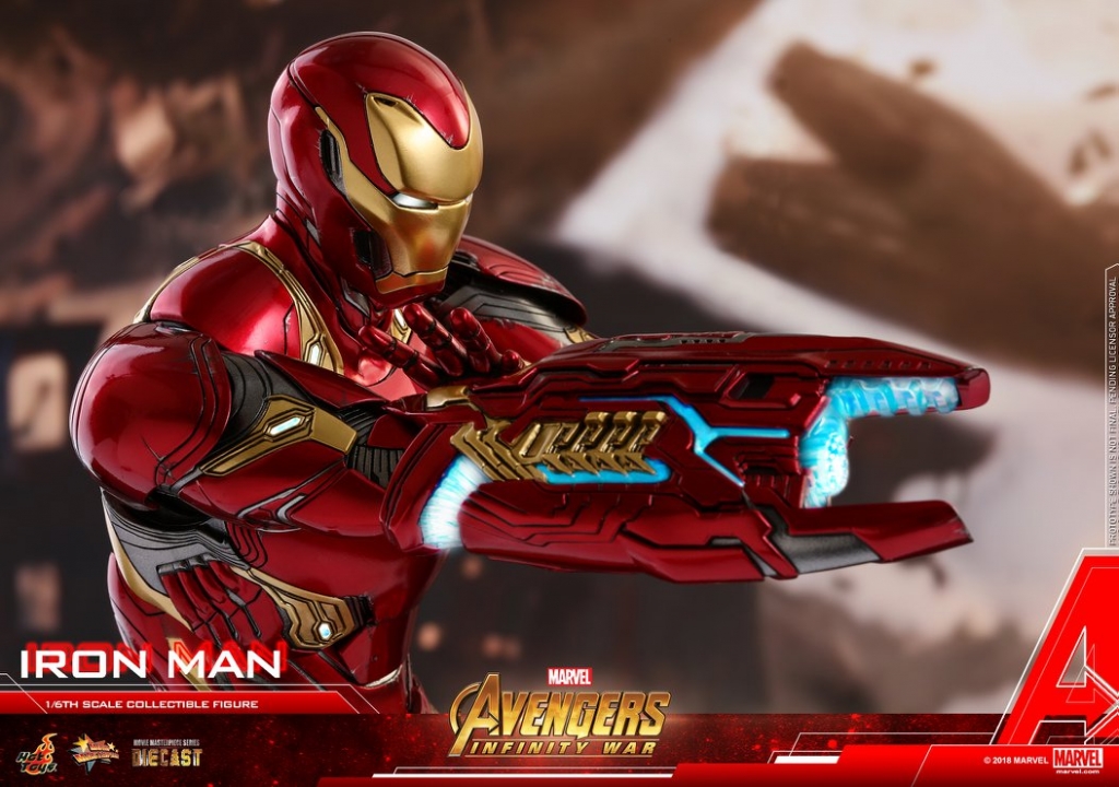 Oh hi Mark 50 armour! Hot Toys has a new look at Iron Man in Avengers ...