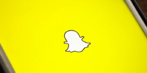 Snapchat to launch a feature that intervenes when mental health is a ...