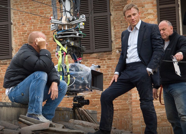 Daniel Craig's on-set injuries are why it's been 5 years since the last ...