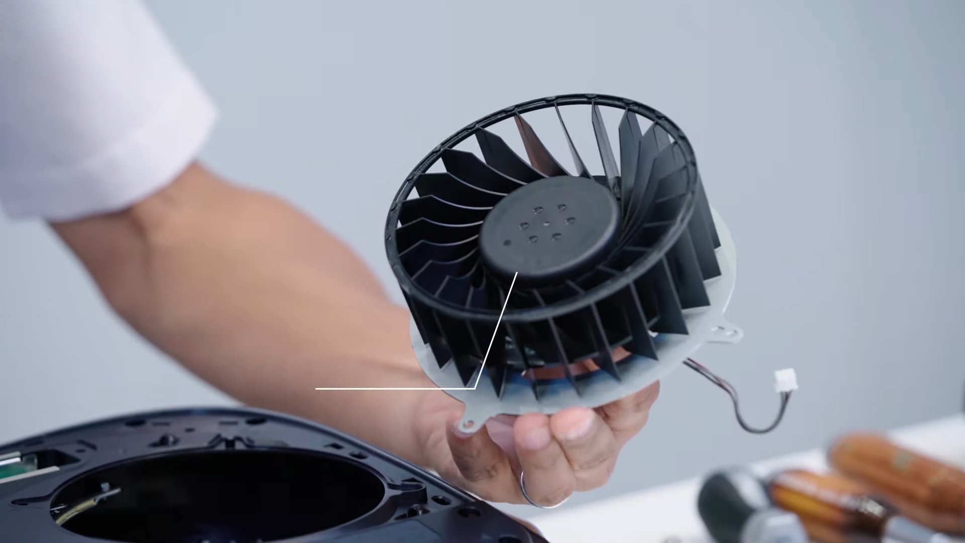 PS5 Teardown: An up-close and personal look at what’s inside the console