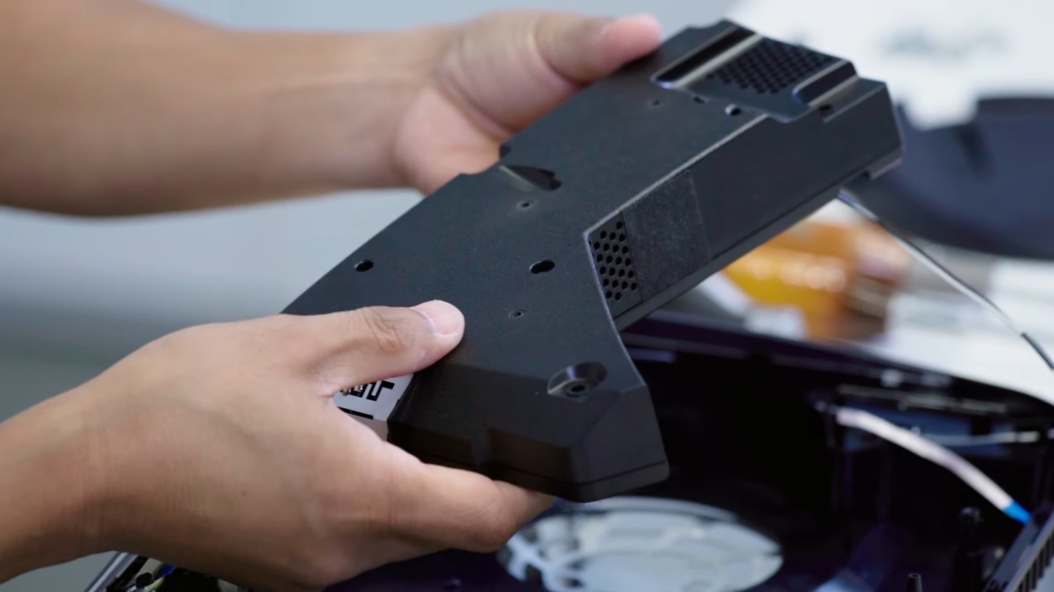 PS5 Teardown: An up-close and personal look at what’s inside the console