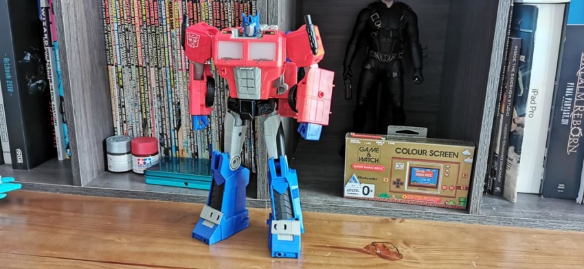 Optimus Prime’s latest action figure is big, bulky, and wonderfully ...