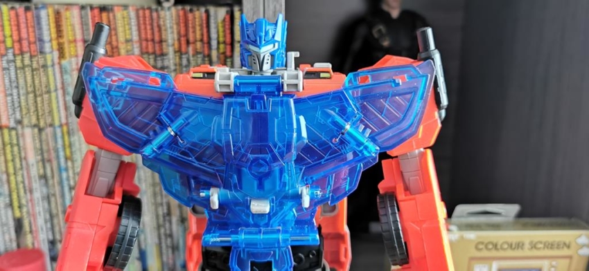 Optimus Prime’s latest action figure is big, bulky, and wonderfully ...