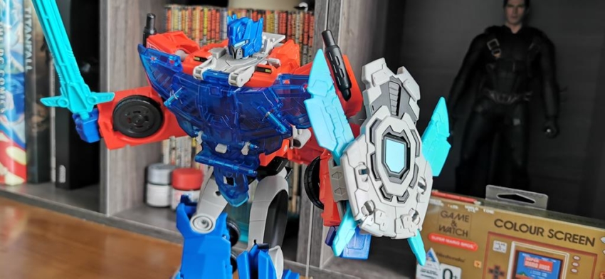 Optimus Prime’s latest action figure is big, bulky, and wonderfully ...