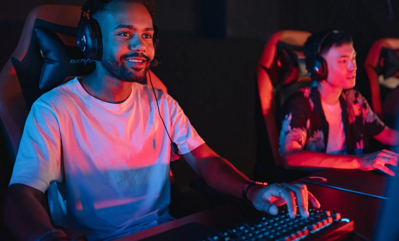 Guide to Classes, Skills and Raids in Destiny 2 for Beginners