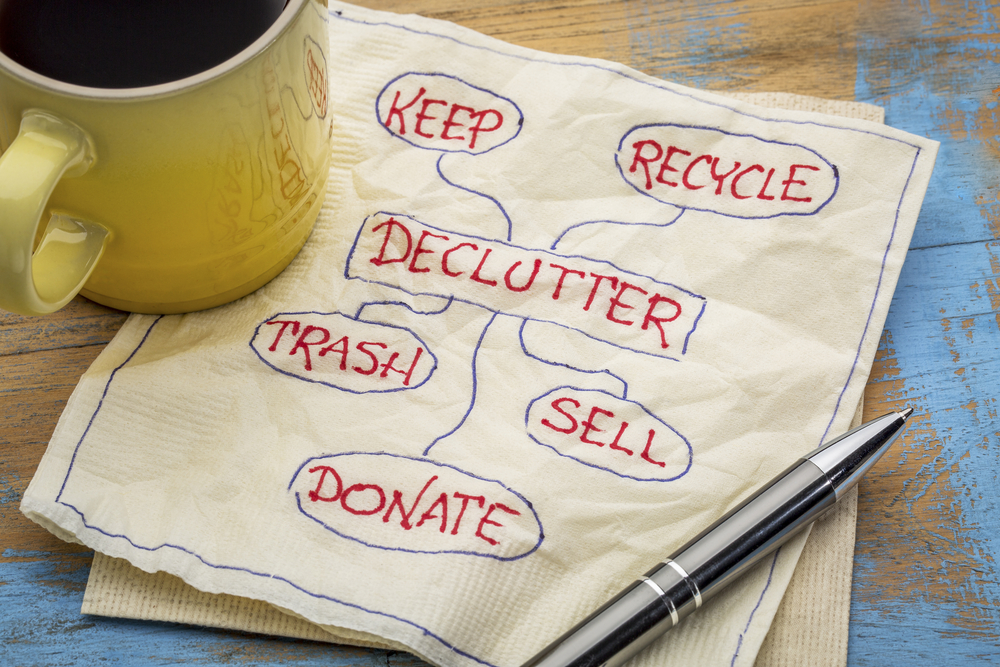 5 Tips to Declutter Your Life and Find Balance 5 Tips to Declutter Your Life and Find Balance